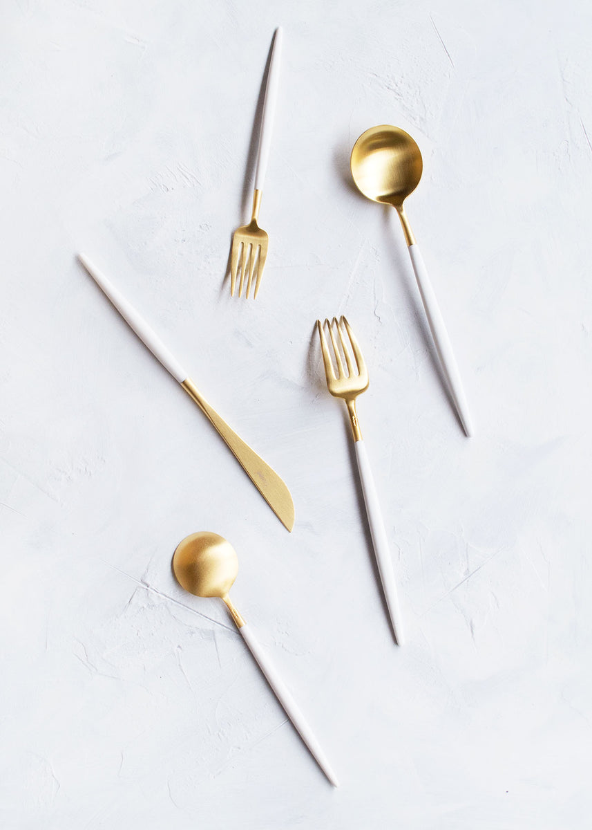 Cutipol Goa Flatware 5pc Set, White & Gold – Minzuu